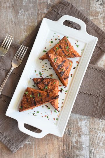 Easy Marinated Tempeh Steaks + How to Cook Tempeh 3 Ways - Watch Learn Eat