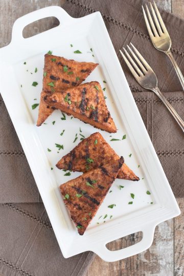 Easy Marinated Tempeh Steaks + How to Cook Tempeh 3 Ways - Watch Learn Eat