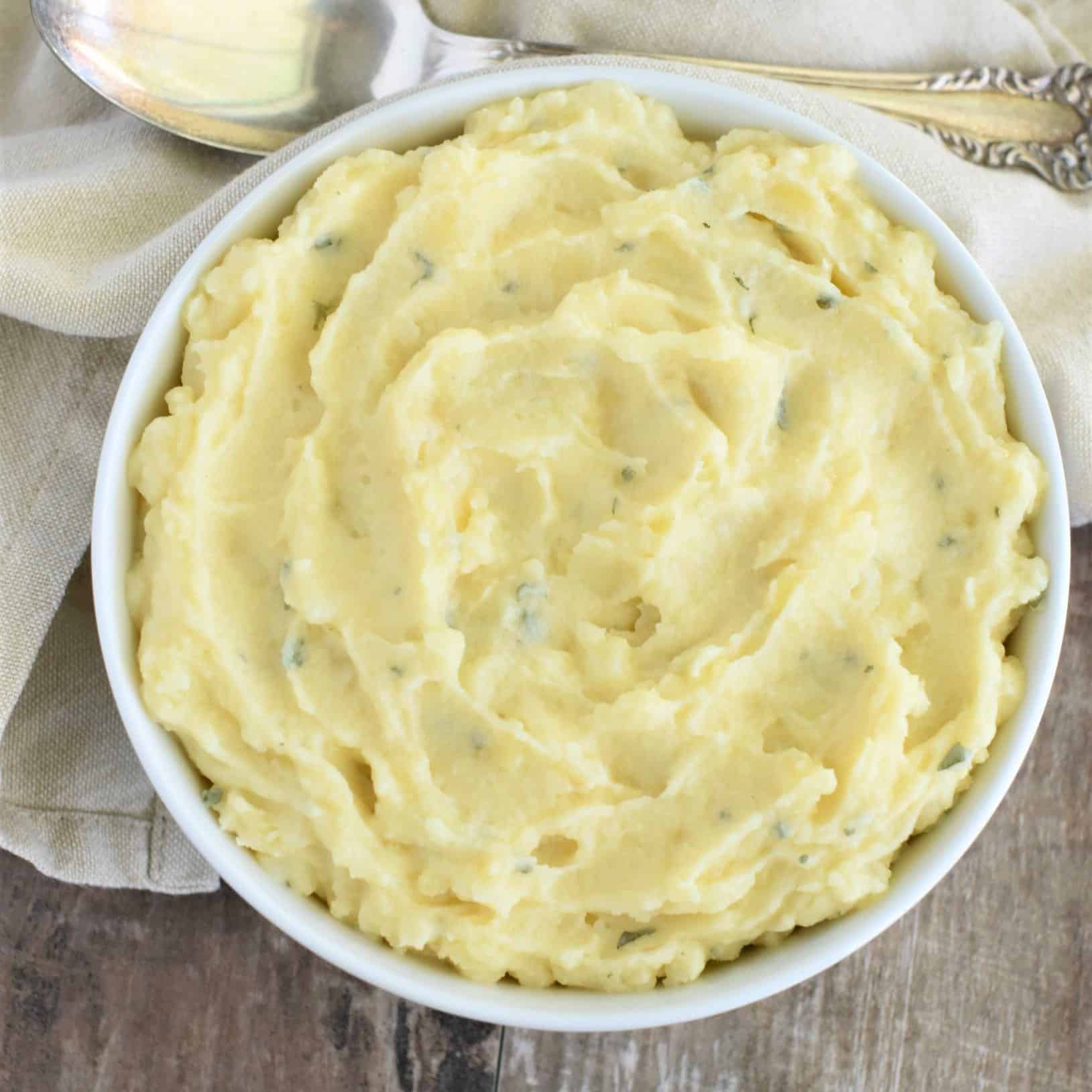 Creamy Dairy-Free Mashed Potatoes [w/ Broth & Mayo!] - Watch Learn Eat