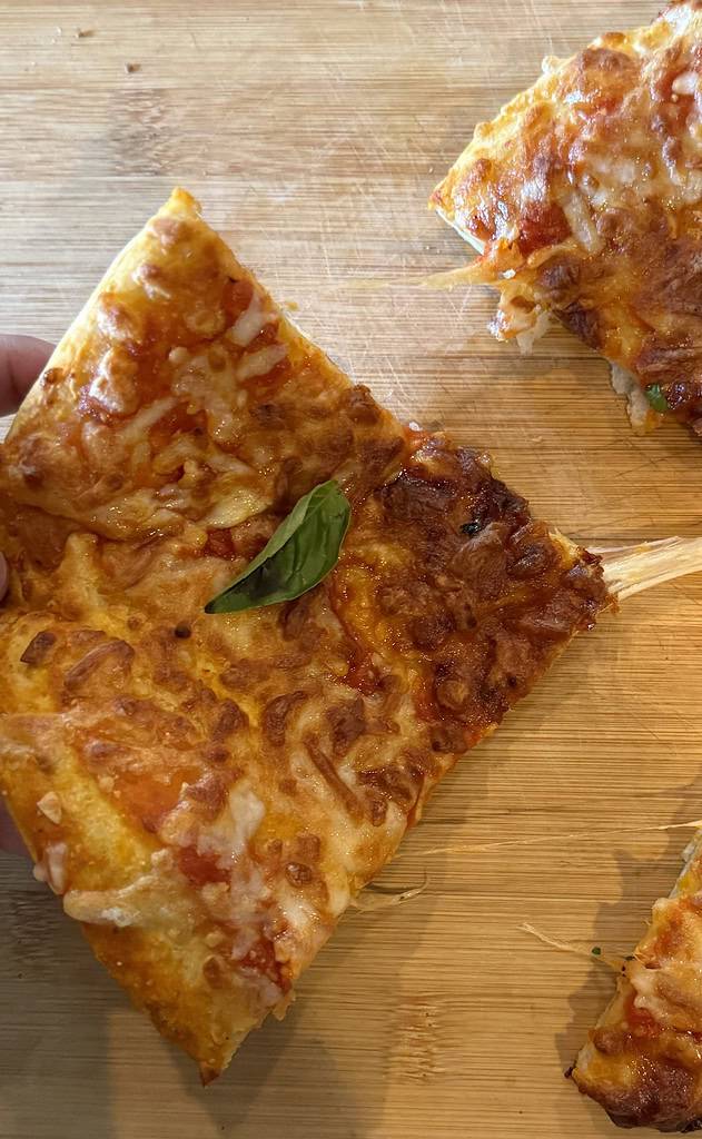Air Fryer Frozen Pizza: Easy Step-by-Step Guide : Watch Learn Eat